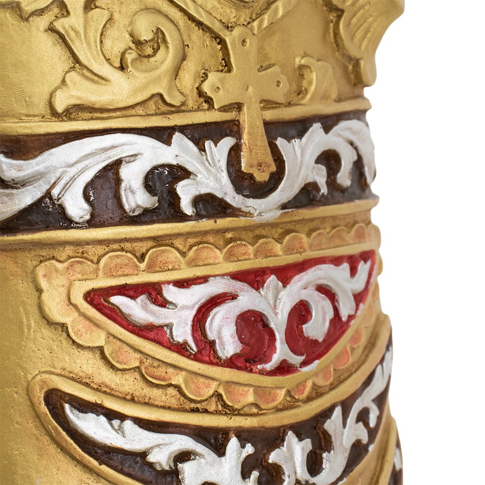 Statue of Our Lady of Loreto with golden dress | Myriam